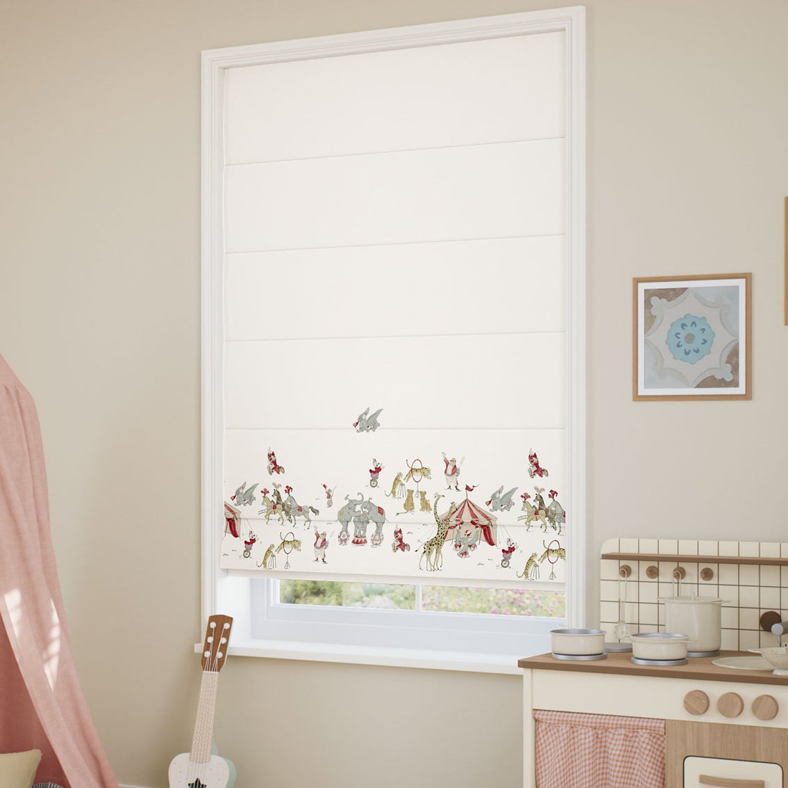 Dumbo Border Ivory Roman Blind
