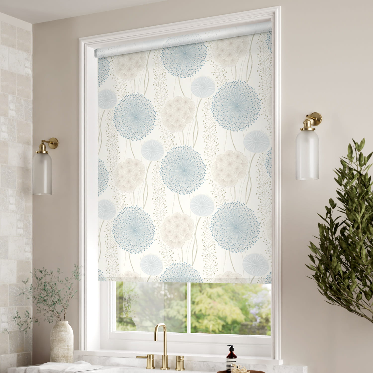 Gardenia Blush Cloud Roller Blind