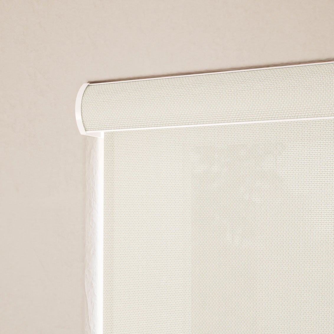 Soft Raise Oculus Linen Roller Blind
